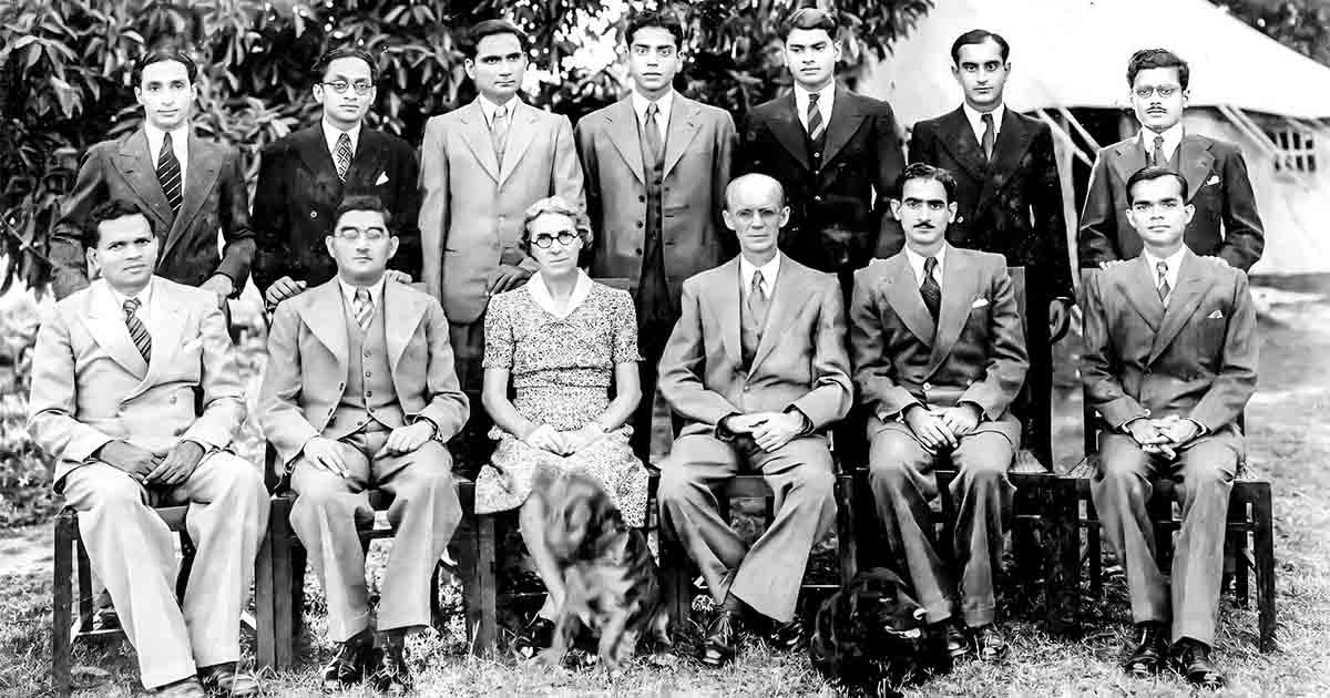 Central Superior Services - CSS Pakistan - Economy.pk