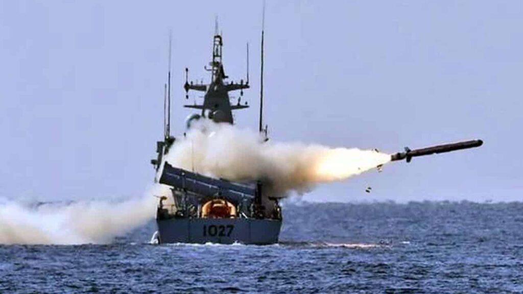 Pakistan’s New Harbah Anti-Ship Missile Showcased in Qatar - Economy.pk